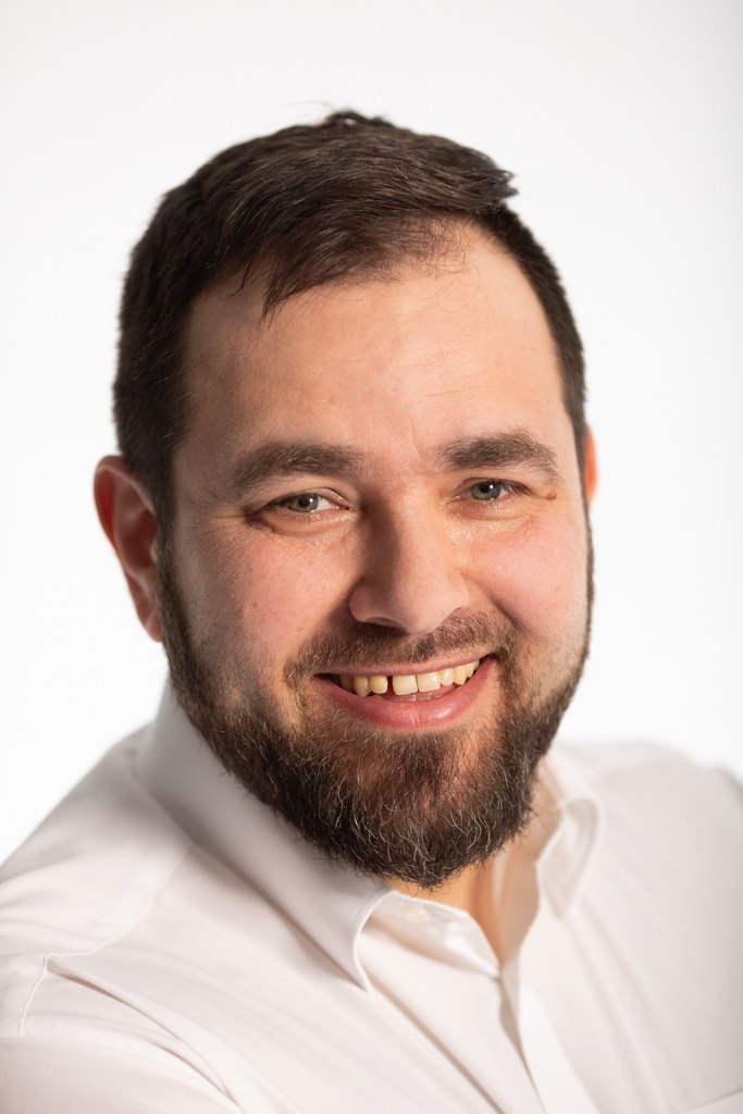 GigaCon » MIROSŁAW CHMIEL