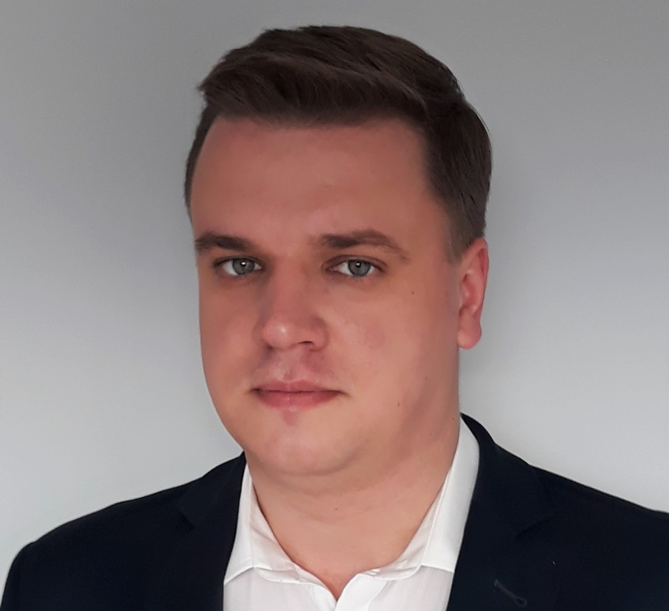 GigaCon » PIOTR SLIŻ