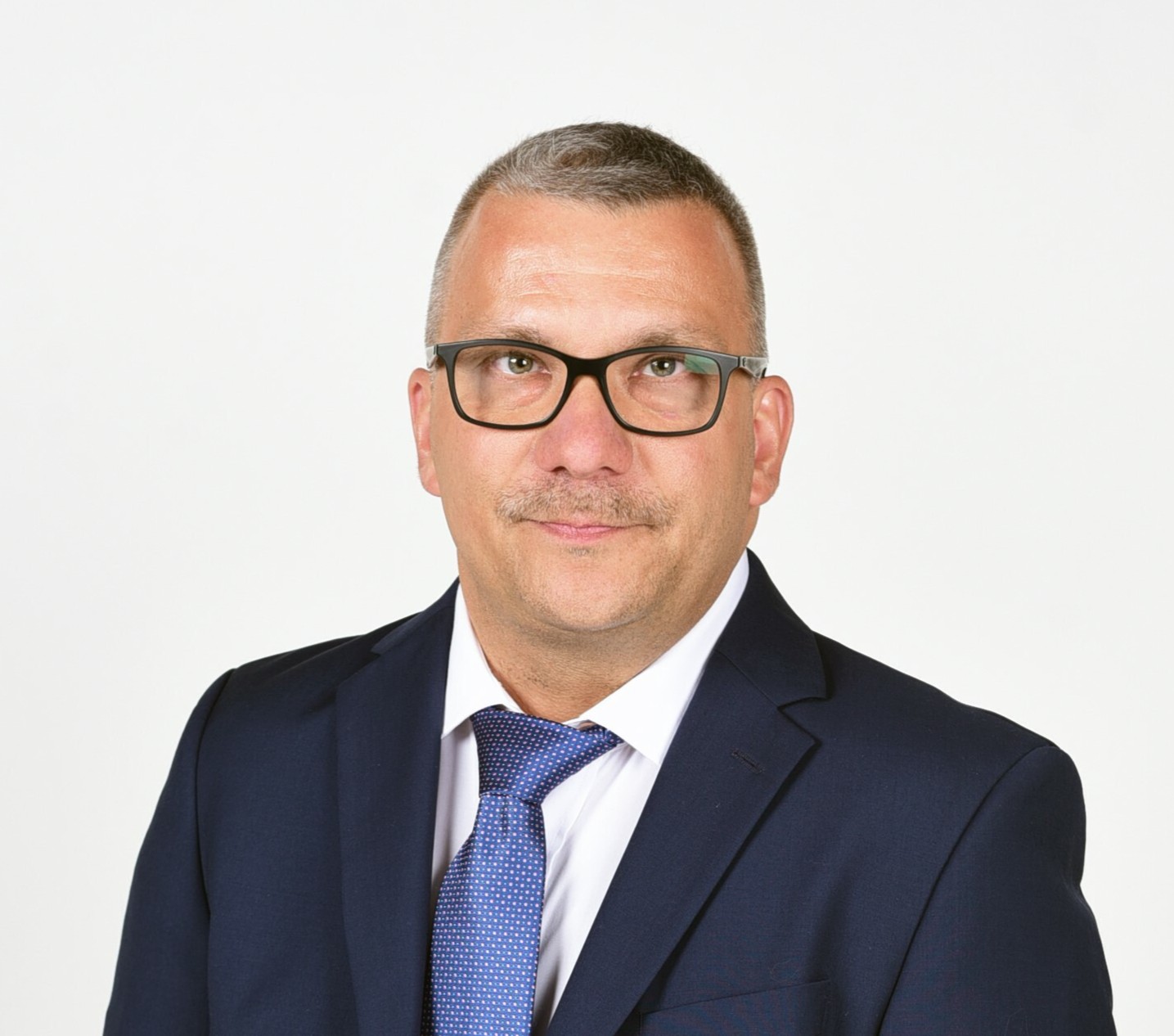 GigaCon » WOJCIECH CIESIELSKI